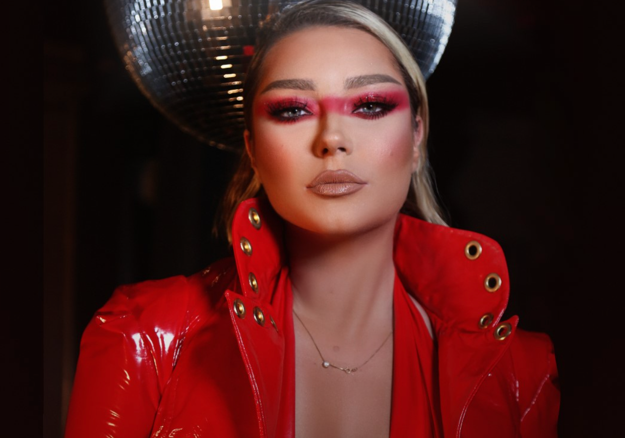 Ronela Hajati vinner i Albania